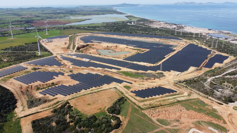 Planta Solar Fiume Santo - Soluciones energéticas sostenibles